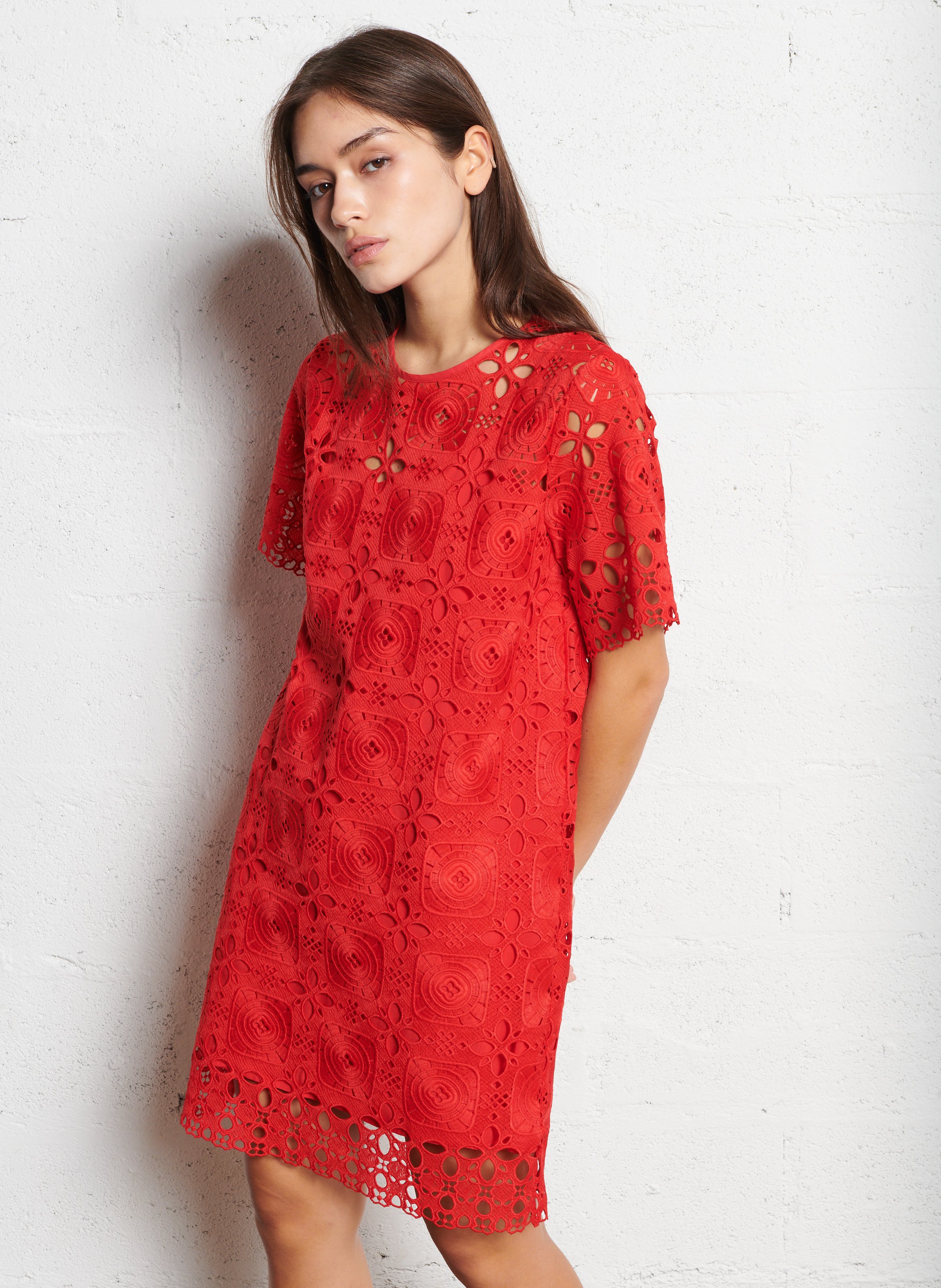 Short crochet round-neck dress Geranium Suncoo - Women S25C03323 ...
