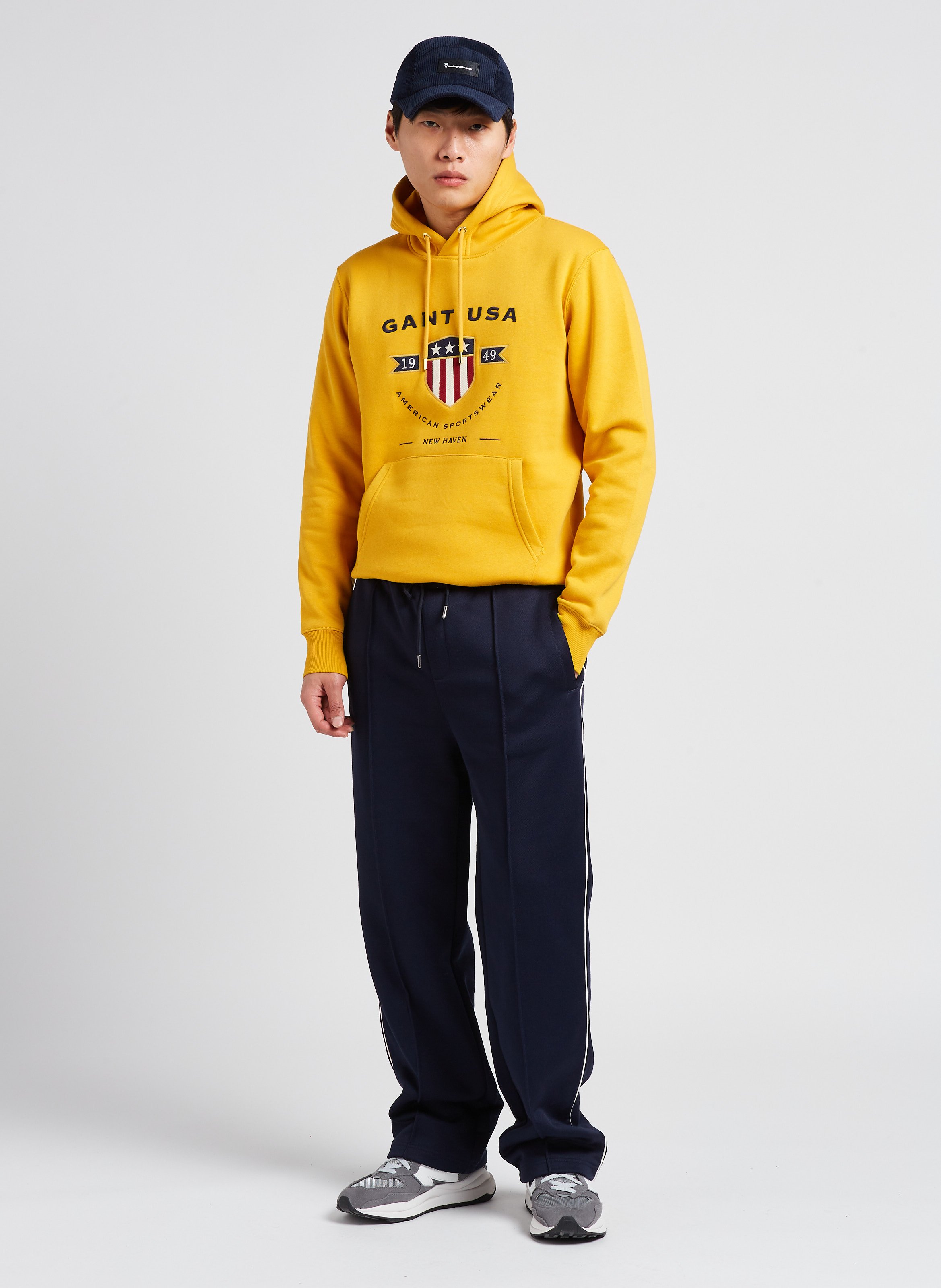 Embroidered Hoodie Or Gant - Men | Place des Tendances