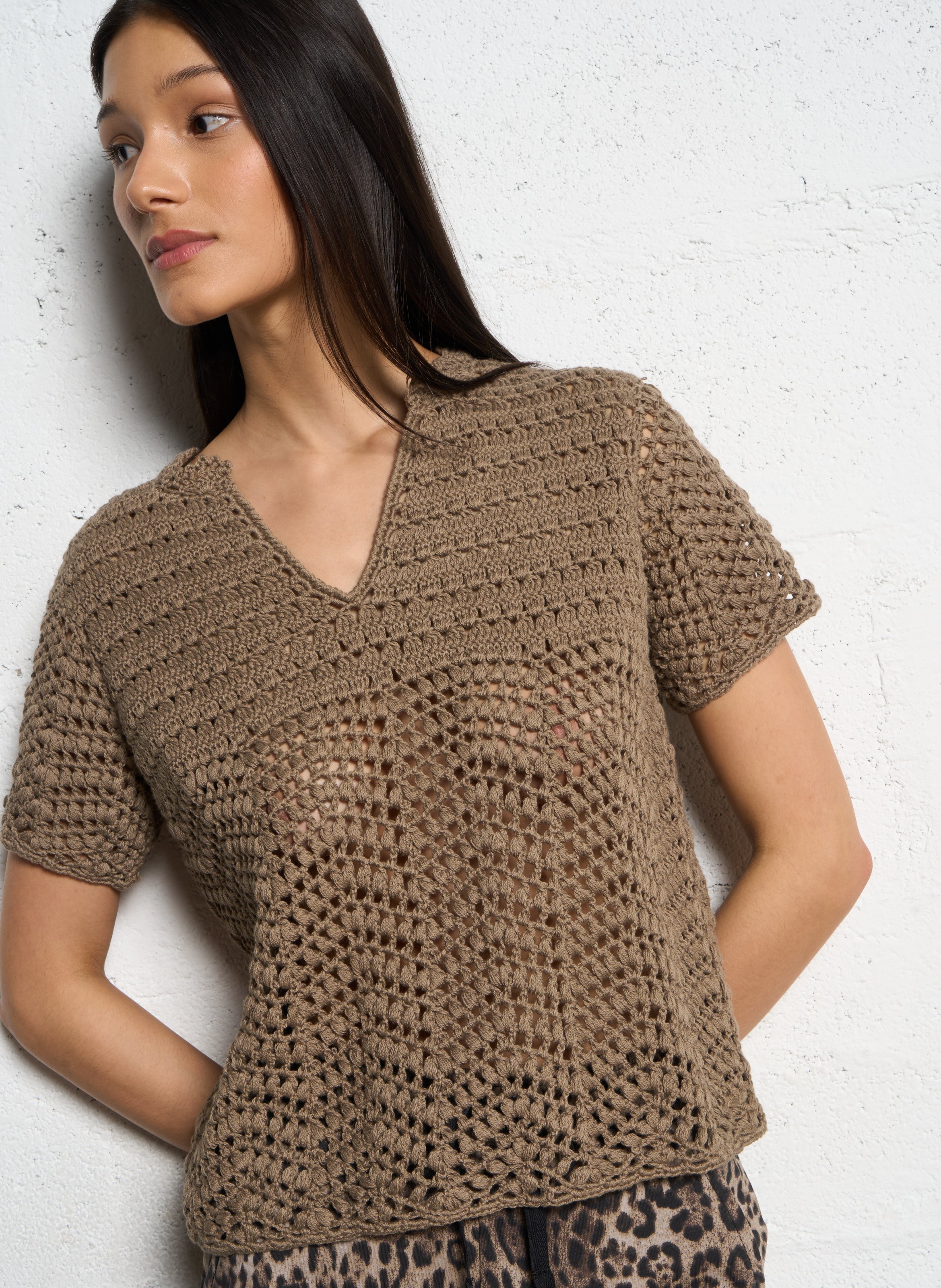 Top col v en crochet en coton Mila Kaki Sud Express - Femme 36122 ...