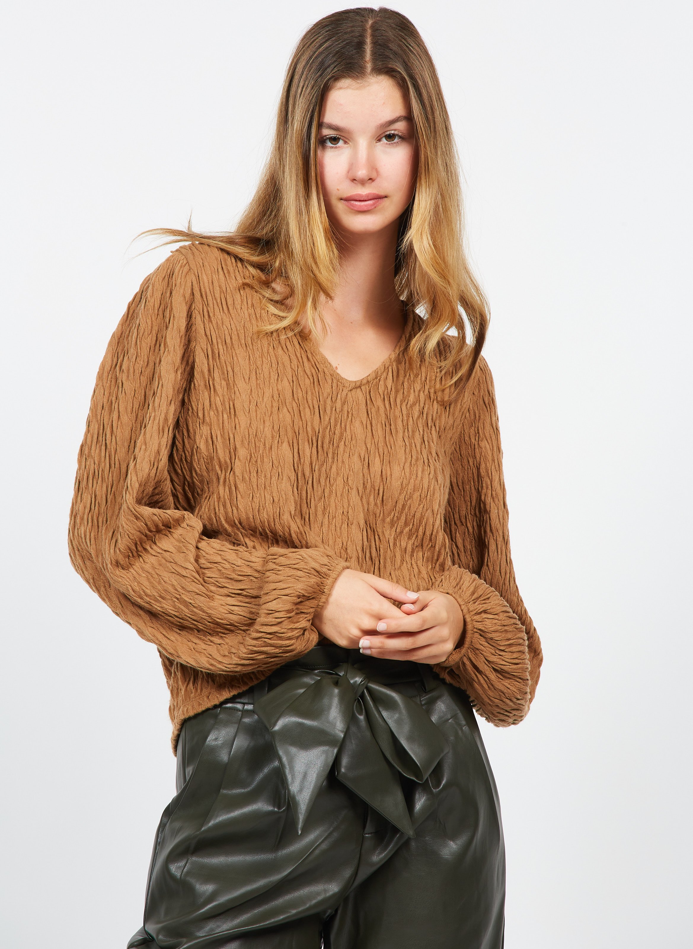 Top Col V Texturé Toasted Coconut Vila - Femme - 14080433-18-1029 TCX ...