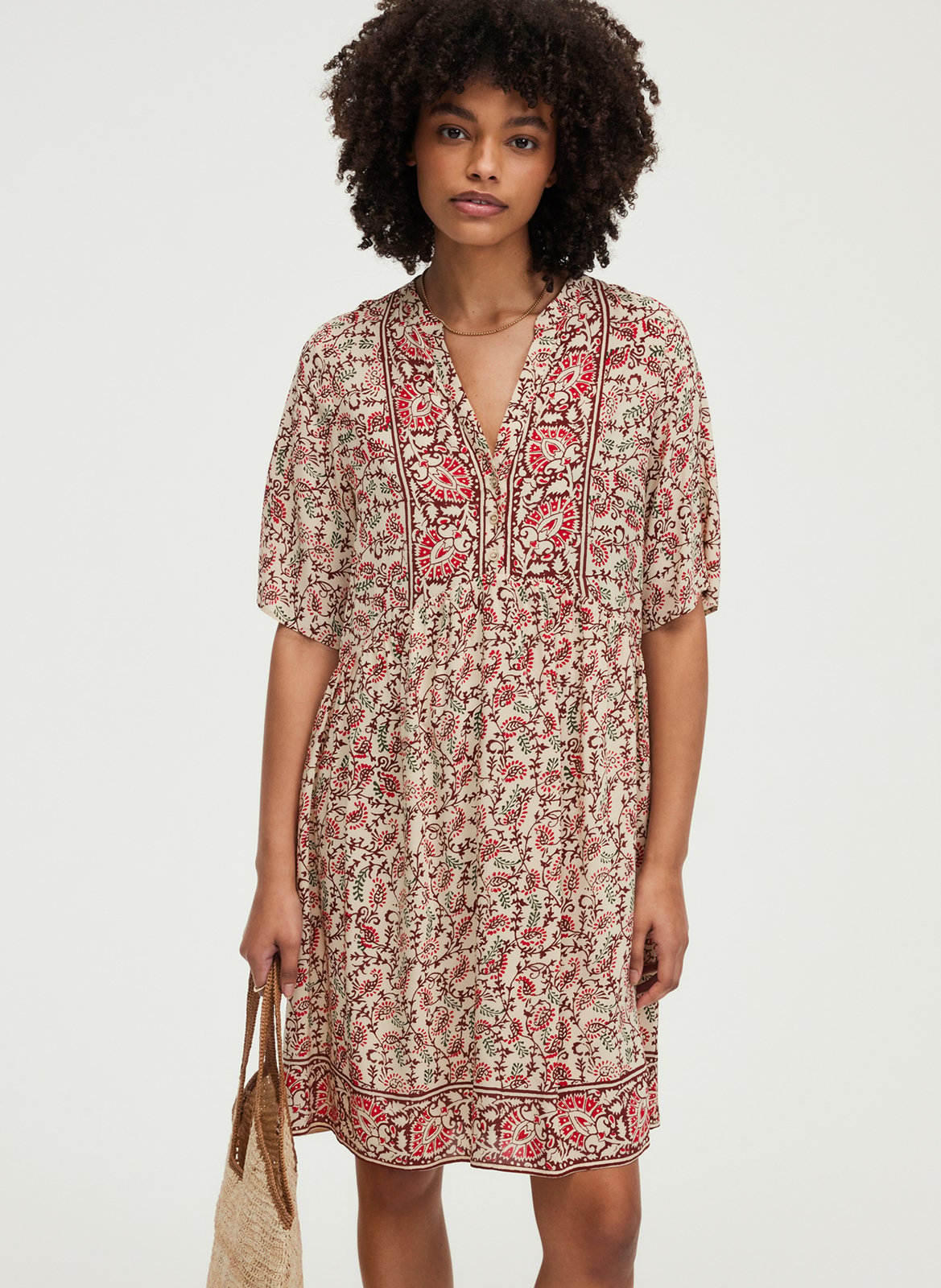 Korte jurk met v-hals Beige rose Pablo - Women PBR93B667 | Place des ...