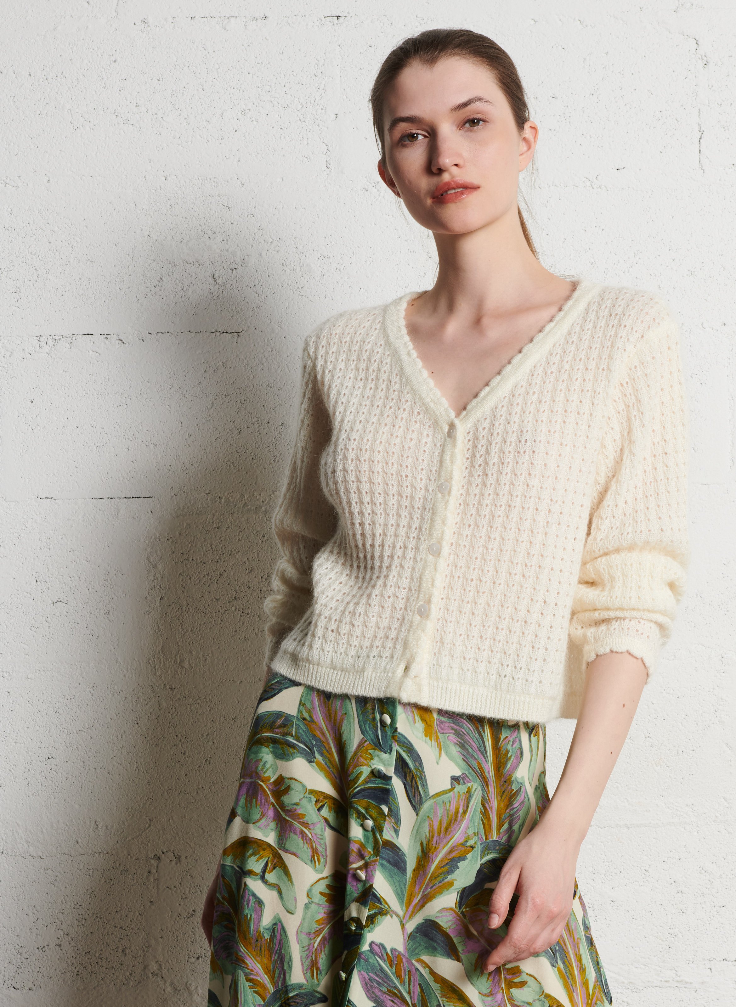 Knitted straight cardigan Jasmine Marie Sixtine - Women J4741 | Place ...