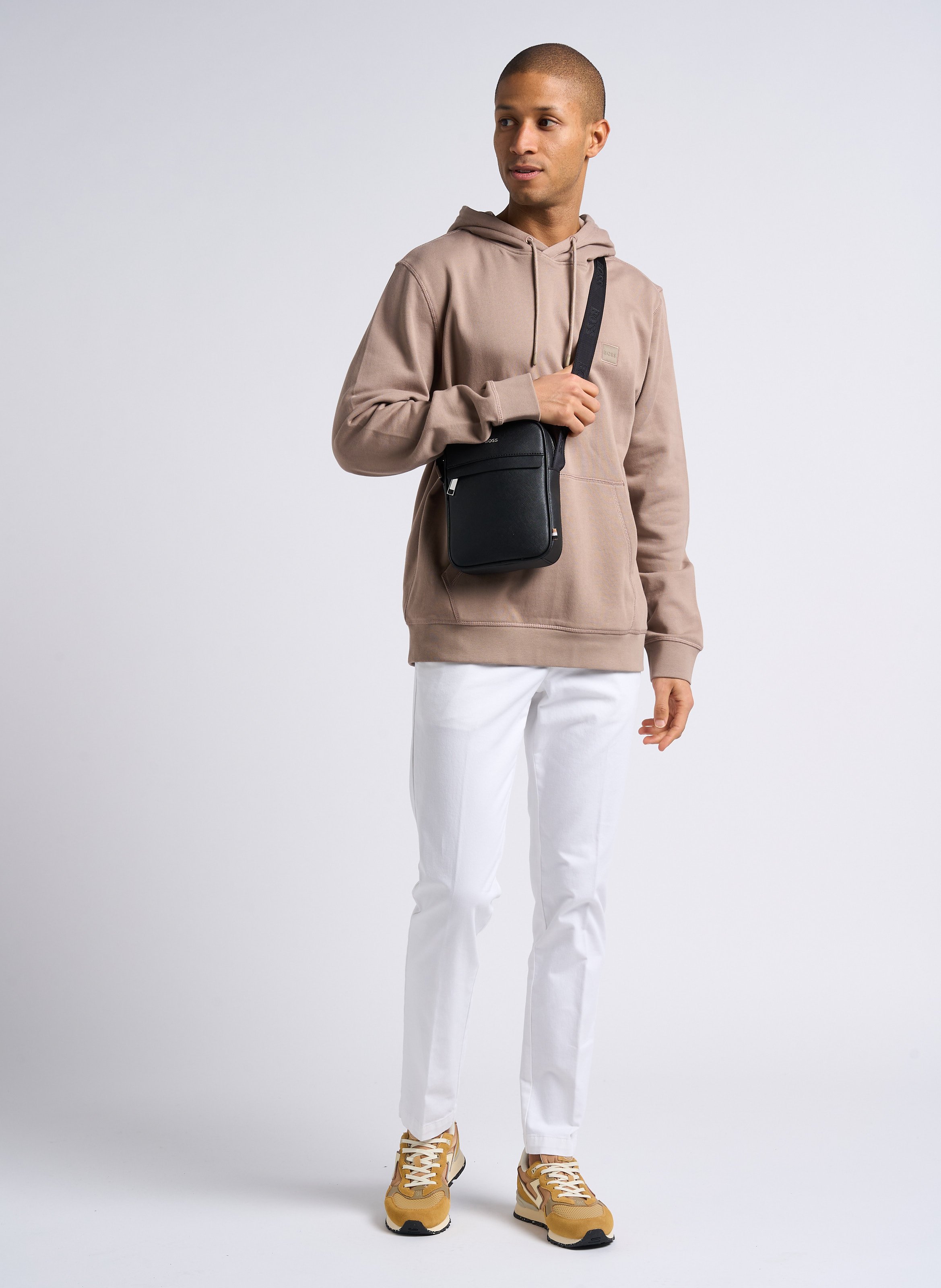 Boss leather bag store