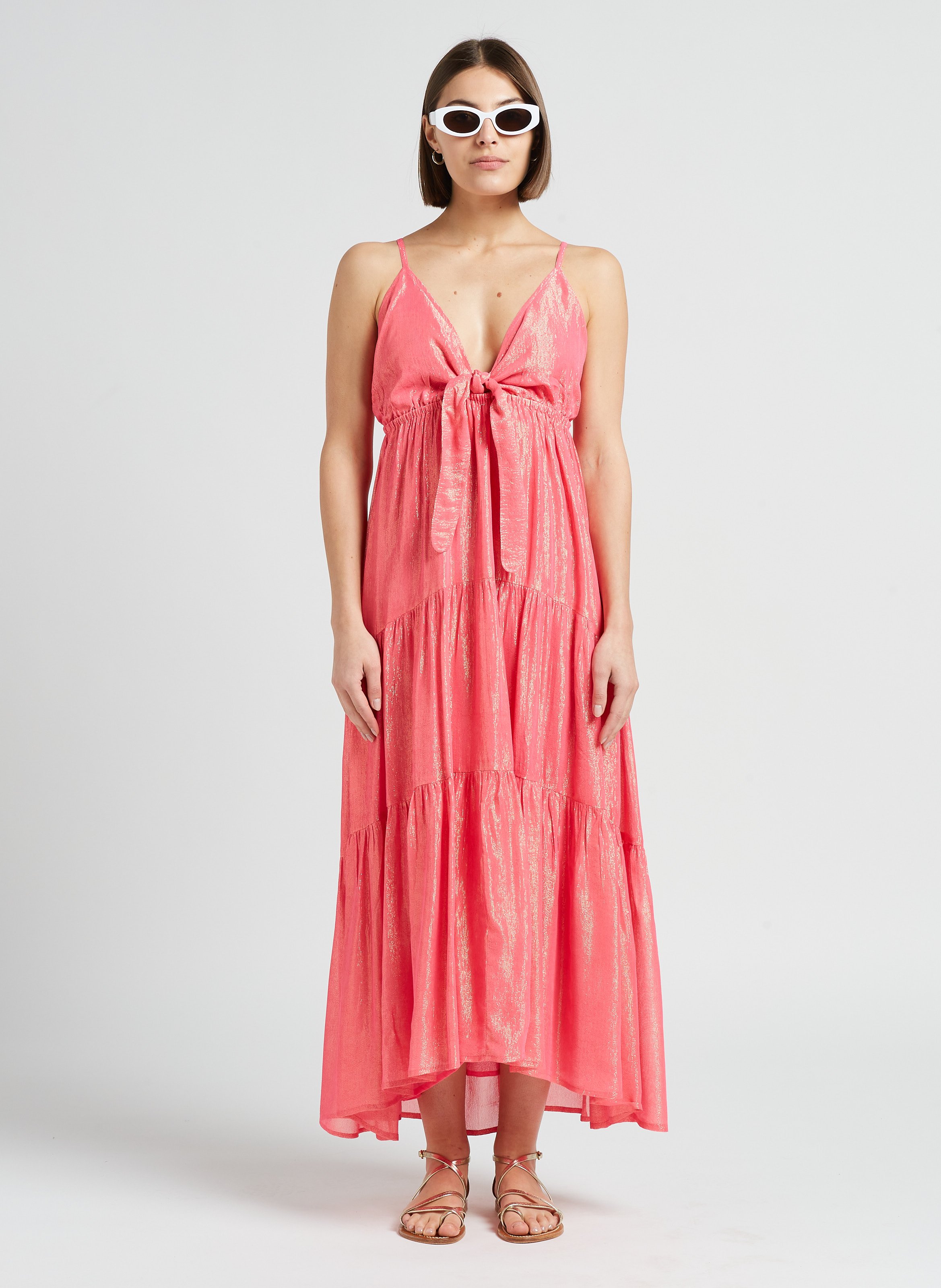 Langes Maxikleid mit V Ausschnitt aus Metallic Garn in Rosa